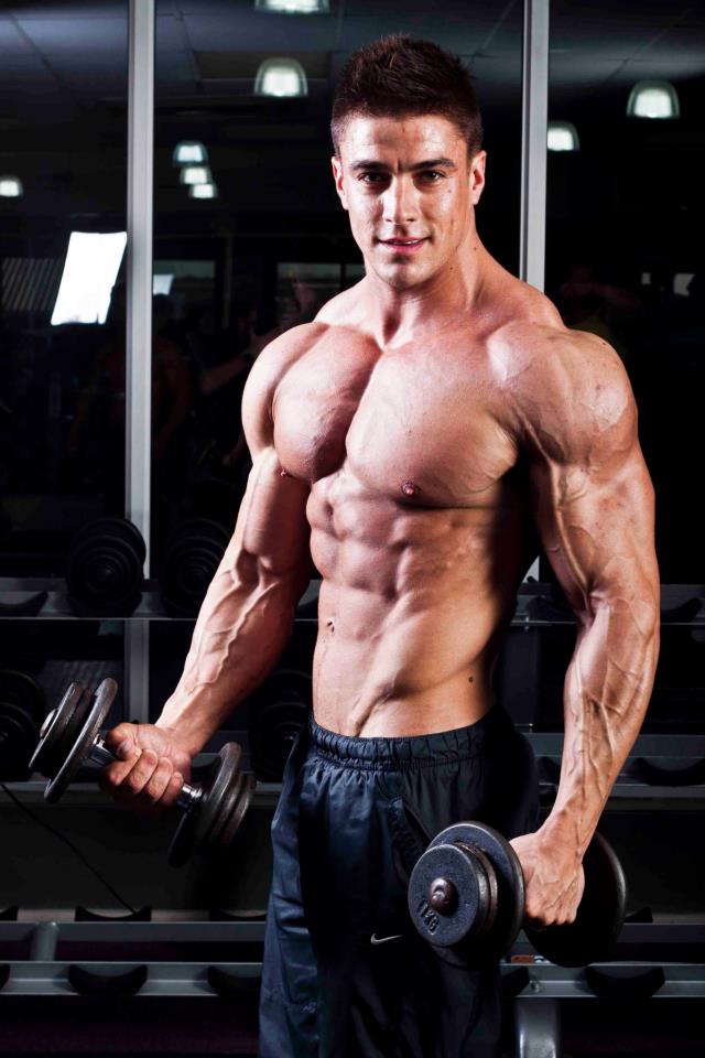 Jaco de Bruyn a jeho tréningový plán a strava - GymBeam Blog